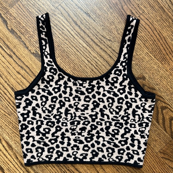 Kendall & Kylie | Tops | Kendall Kylie Cheetah Leopard Print Crop Tank Top Euc | Poshmark